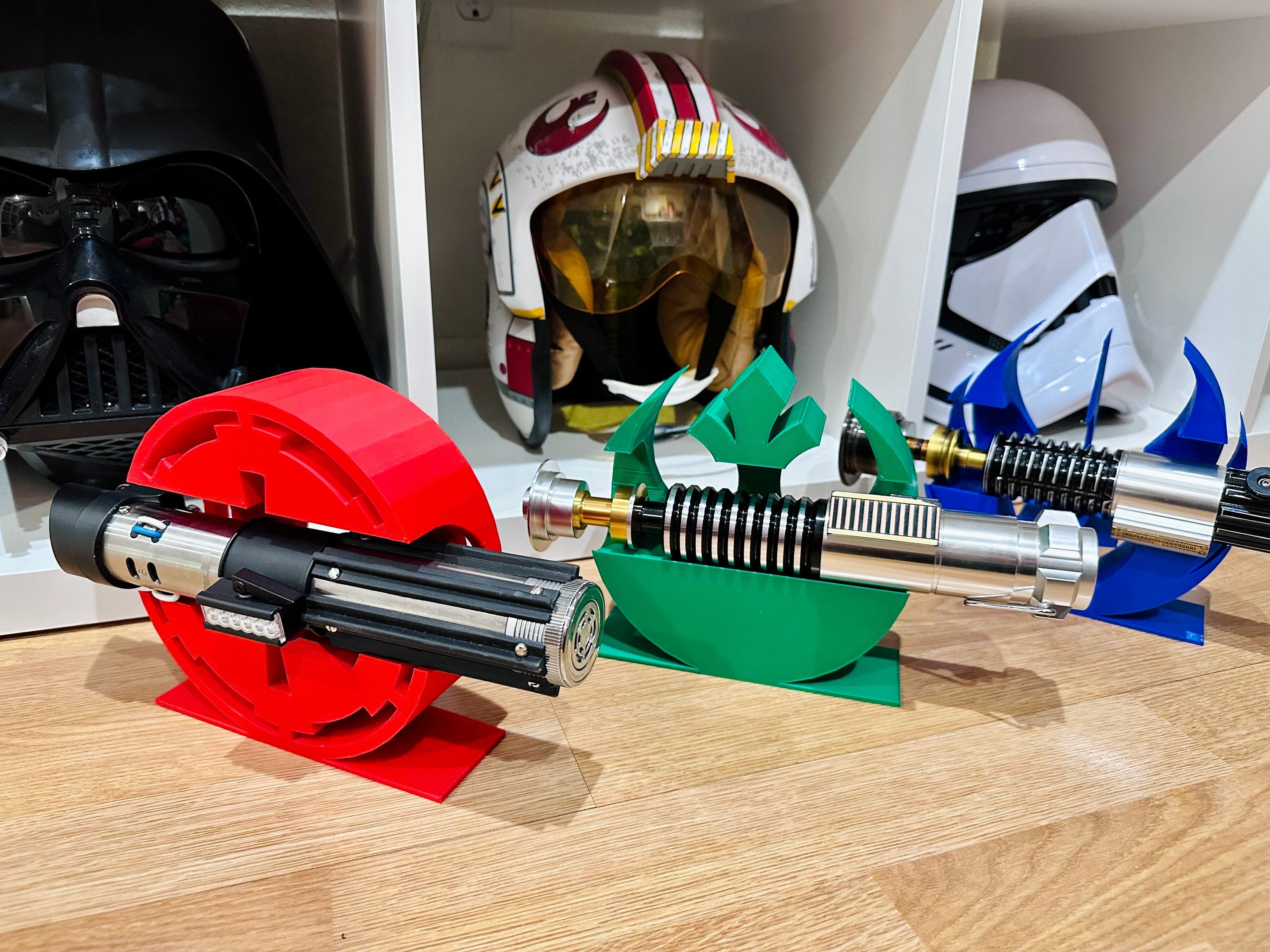 Lightsaber Logo Holder Display | 3D Printed | Galaxy's Edge | Savi's W – Super 3D Printer